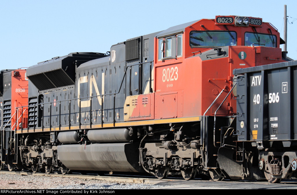 CN 8023